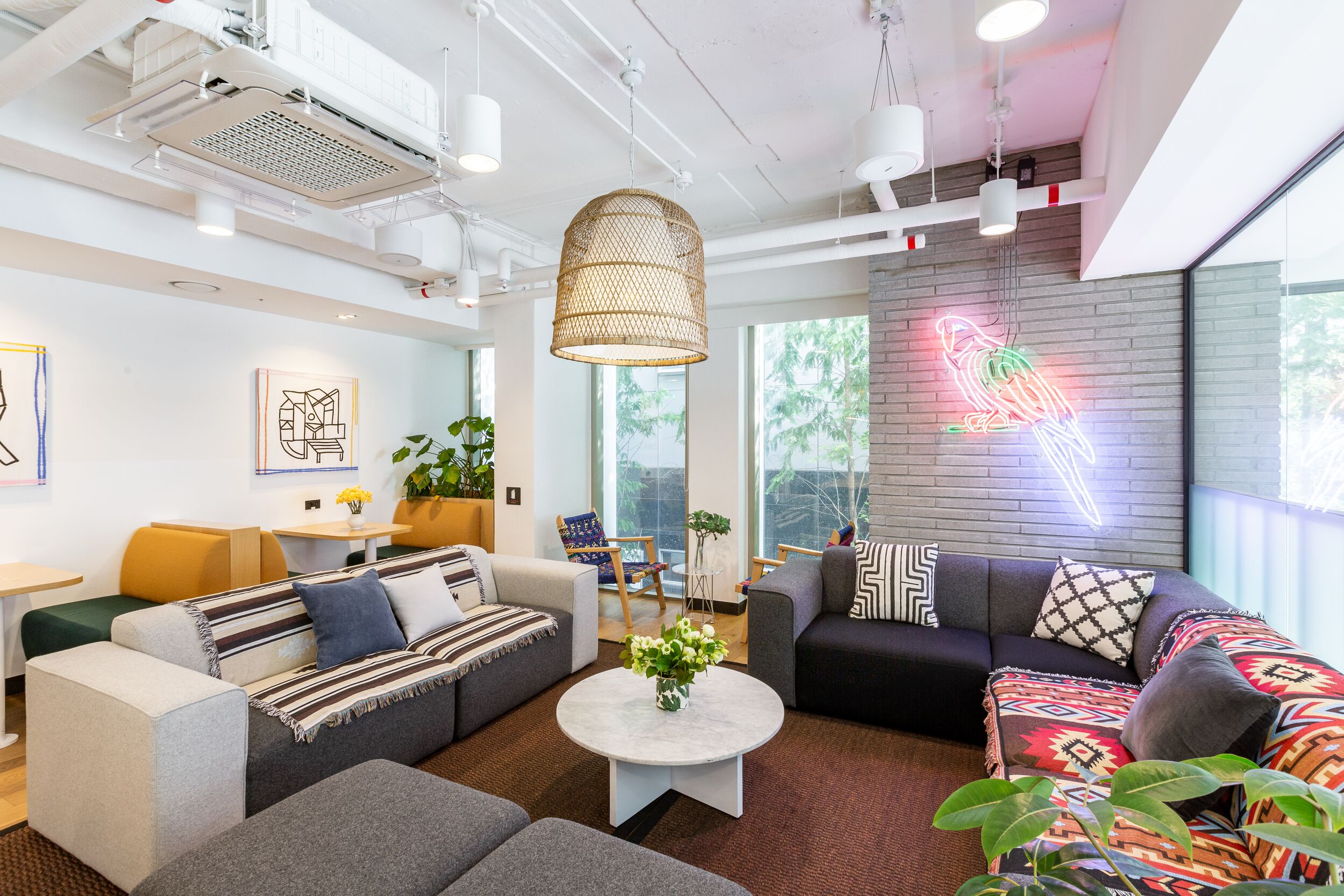 Sinsa - Office Space in Nonhyeon-dong | WeWork